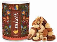 Cutie plină cu nuci | Mixit.ro